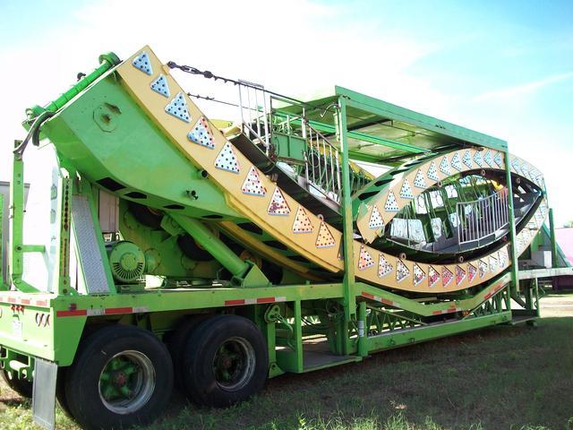 KMG - Super Loop - Carnival Ride | Salvex