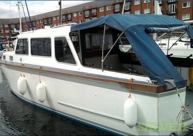 Twin Screw Diesel Express Cruiser 34' (Boat 6) | Salvex