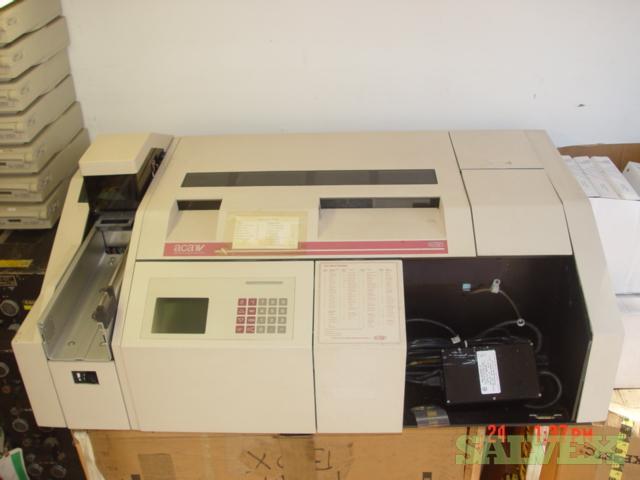 Dupont ACA IV Bench-top Discrete Clinical Analyzer System | Salvex