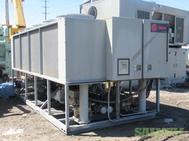 Trane Air Cooled Chillers, 2 Compressors, 2001 & 2005 - 2 Units | Salvex