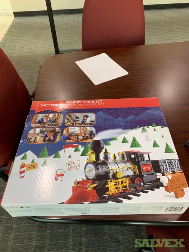 Mota Classictrain Holiday Toy Train Sets (6,300 Sets) | Salvex