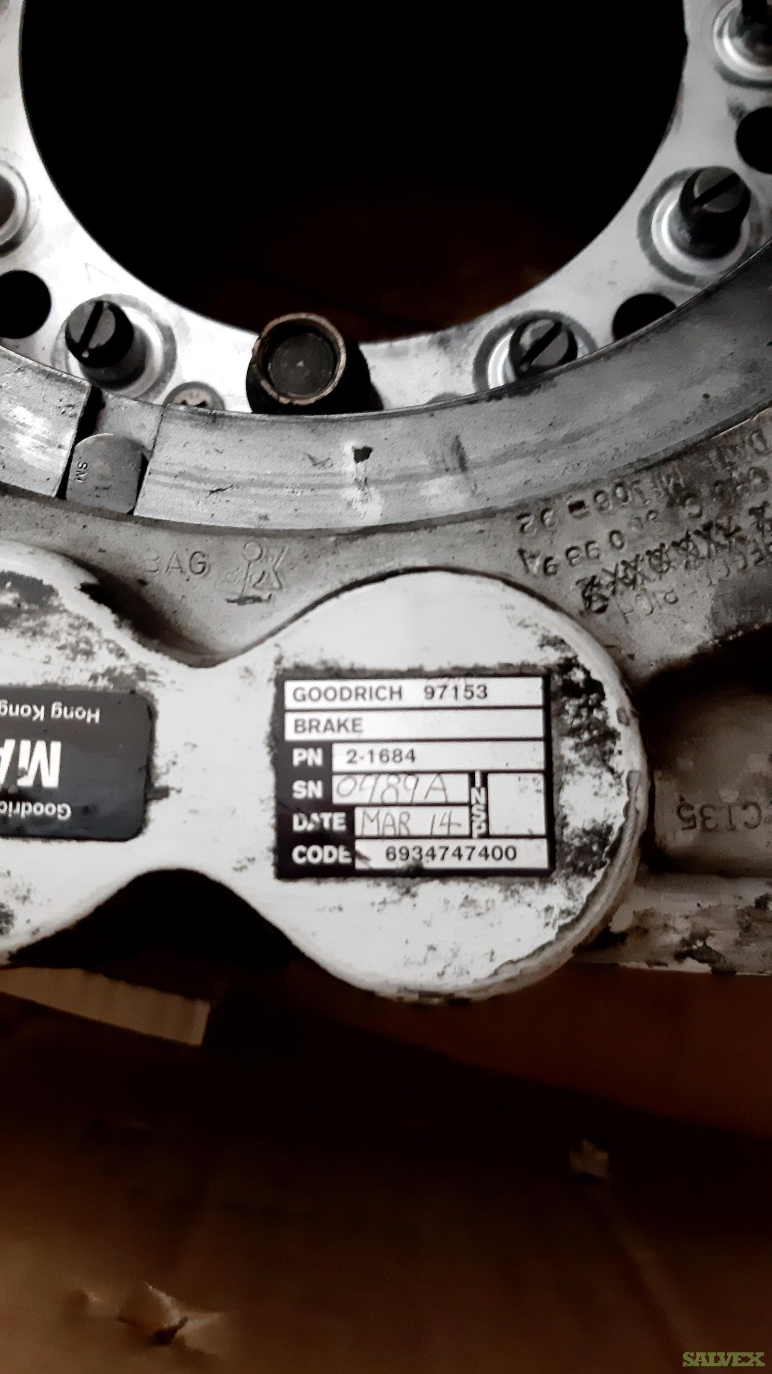 Airbus A320 Brakes PN: 2-1684 (2 Units) | Salvex