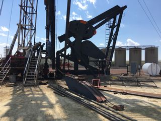 Production Set Lufkin 640D Pumping Unit with 2 7/8" Tubings , Rods ...