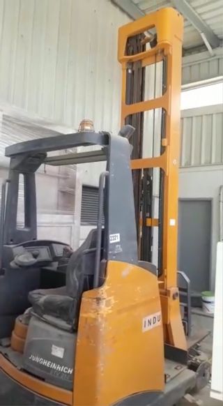 Jungheinrich ETV 214 Reach Truck 2014 (1 Unit) | Salvex