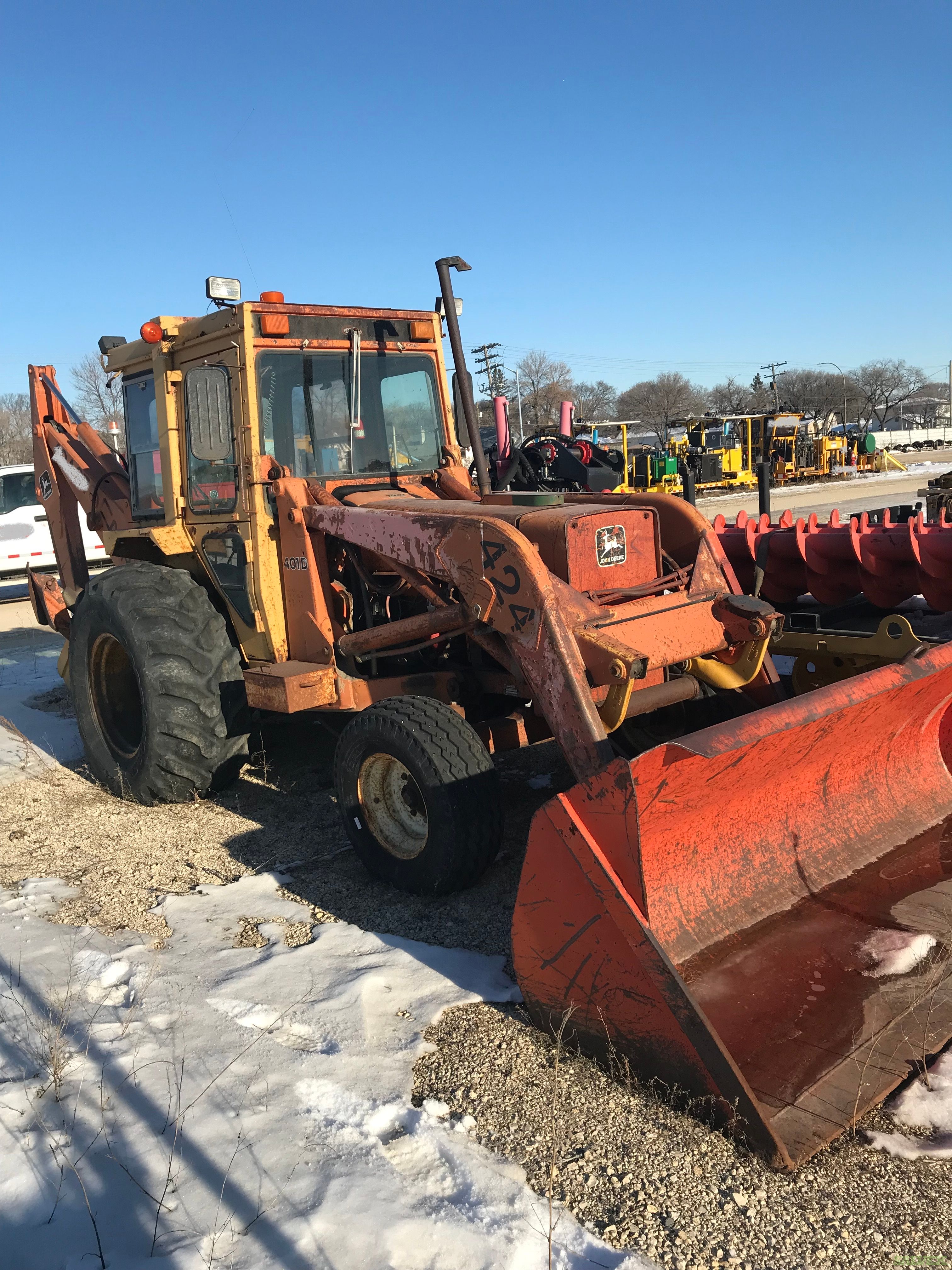 401D John Deere Tractor / Backhoe 1985 | Salvex