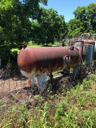 Oilfield Equipment : Pumping Units, LP Separators and HP Separators ...