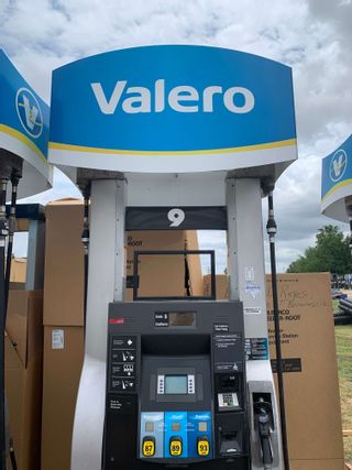 Wayne Ovation Fuel Dispenser with SPM Card Readers (120 units) | Salvex