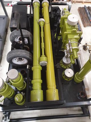 Wireline Pressure Control Equipment: 5" 10KPSI Complete Set (1 Set ...