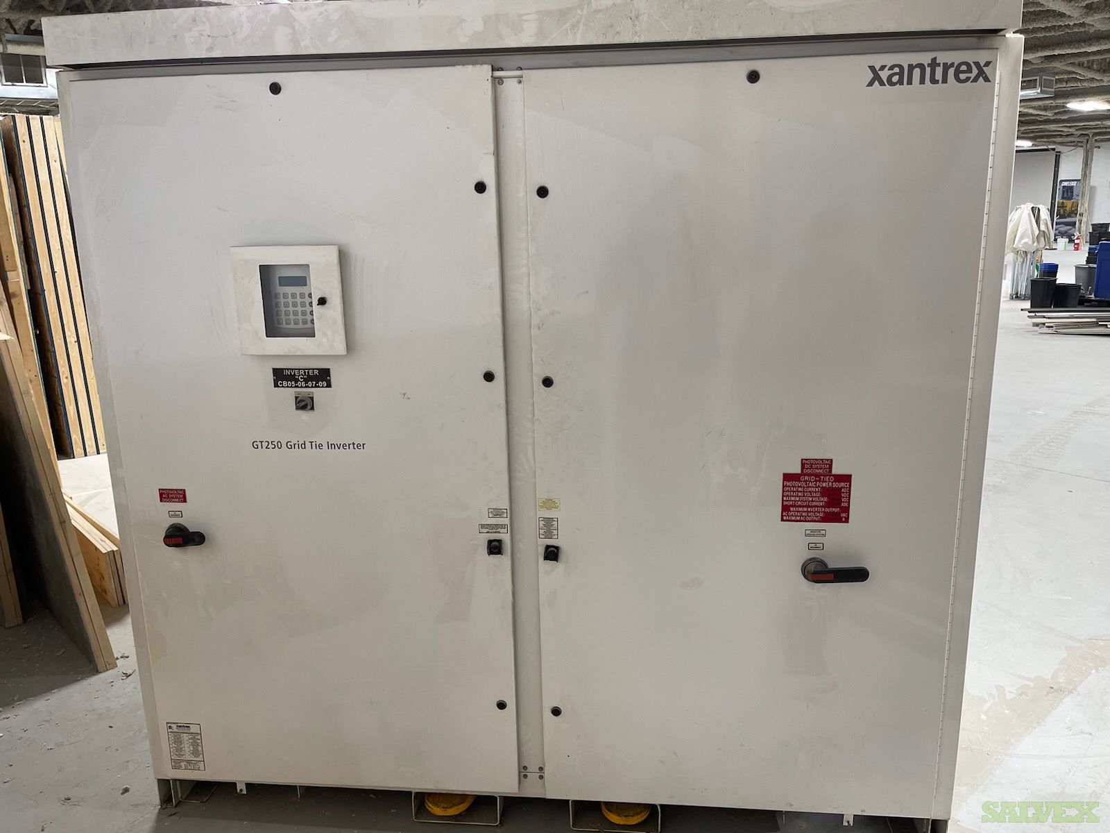 Xantrex GT250 Grid-Tied Photovoltaic Inverter - Used (1 Unit) | Salvex