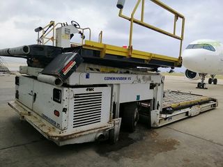 FMC Loader - Airport Ground Support Equipment (1 Unit) | Salvex