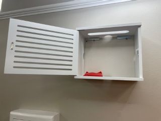 Lift Wall Mounted Router Box (800 Units) | Salvex