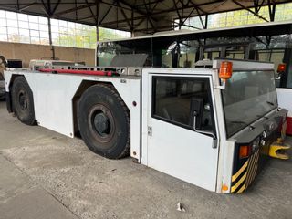 Schopf Aircraft Tractor 1990 (1 Unit) | Salvex