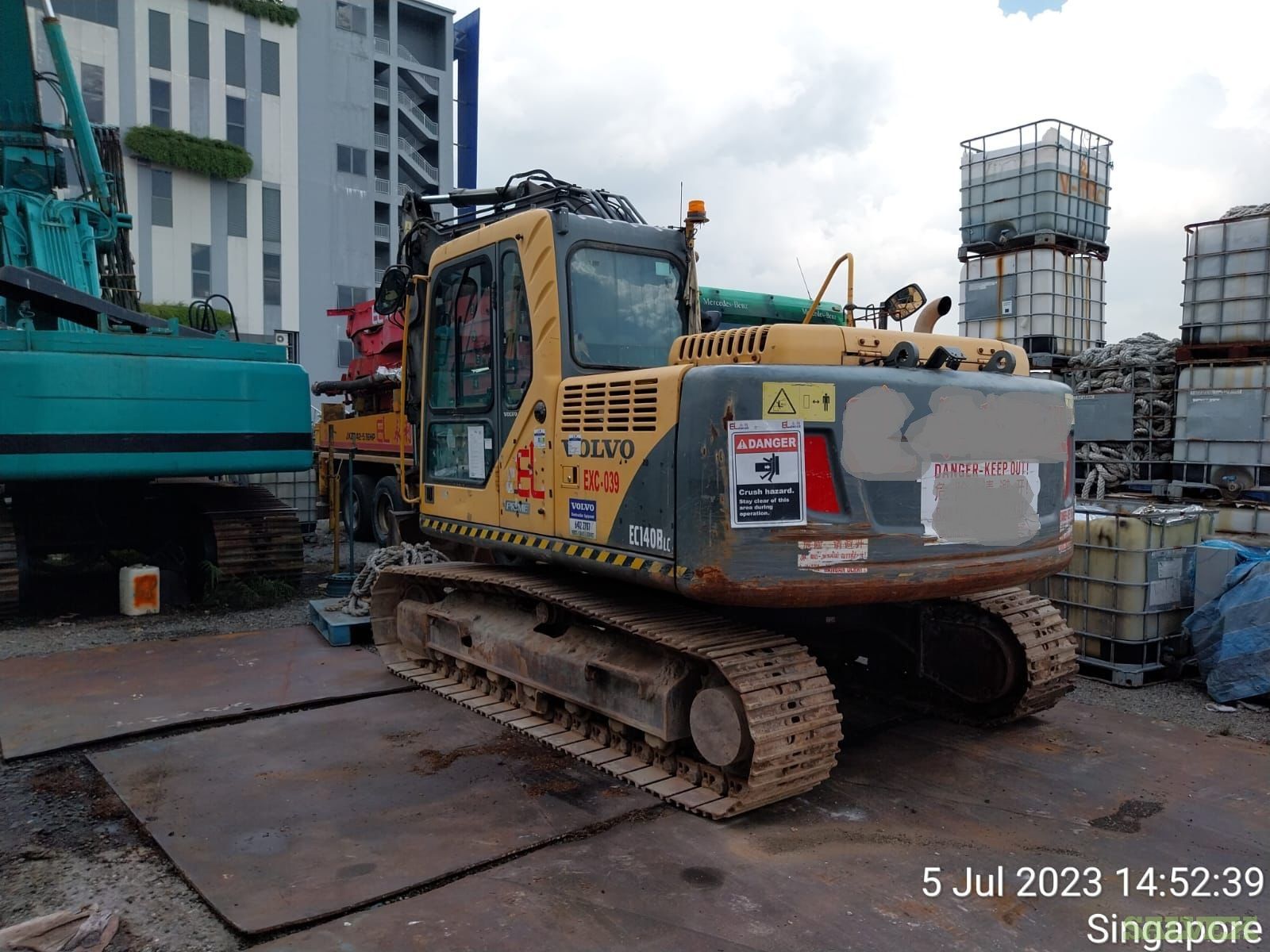 Volvo EC140B LC Hydraulic Excavator (1 Unit) | Salvex