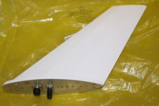 PN: 20-200-24 Chelton Antennas in New Condition (19 Units) | Salvex