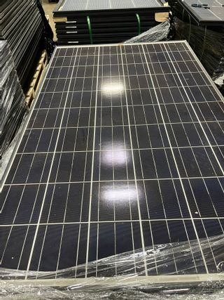 Trina/Canadian Solar 250W Solar Panels - Used (500 Units / 17 Pallets ...