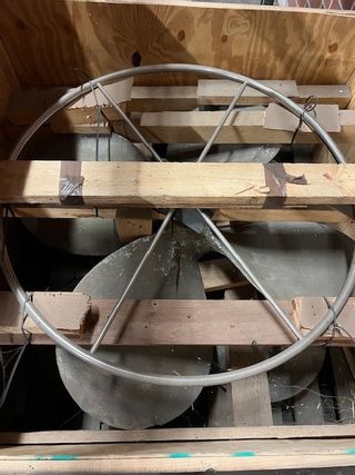 Ship Wheel & Propeller (1 Set / 720 Lbs) | Salvex